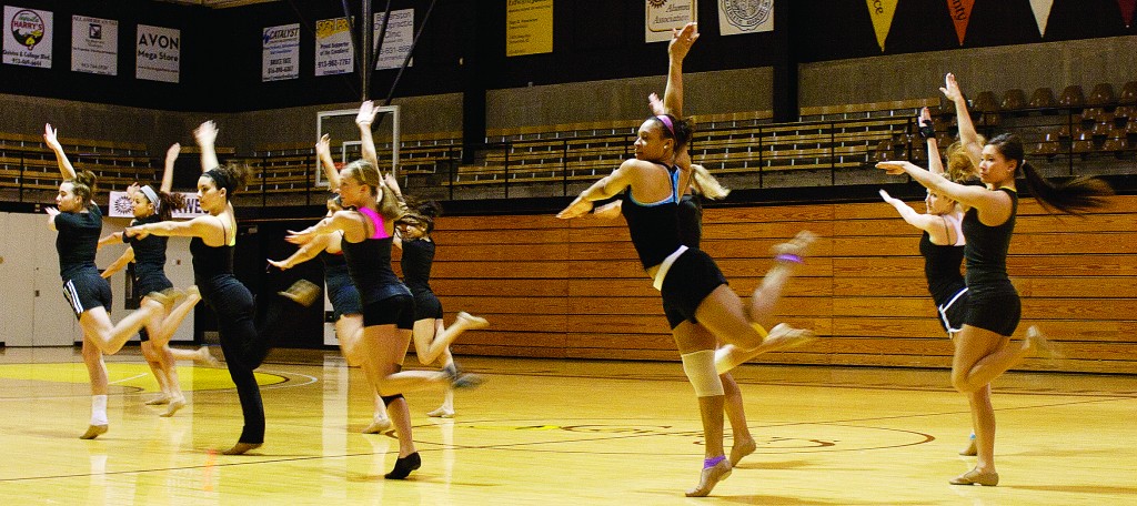 Golden Girls prepare for national cheer competition | The Campus Ledger